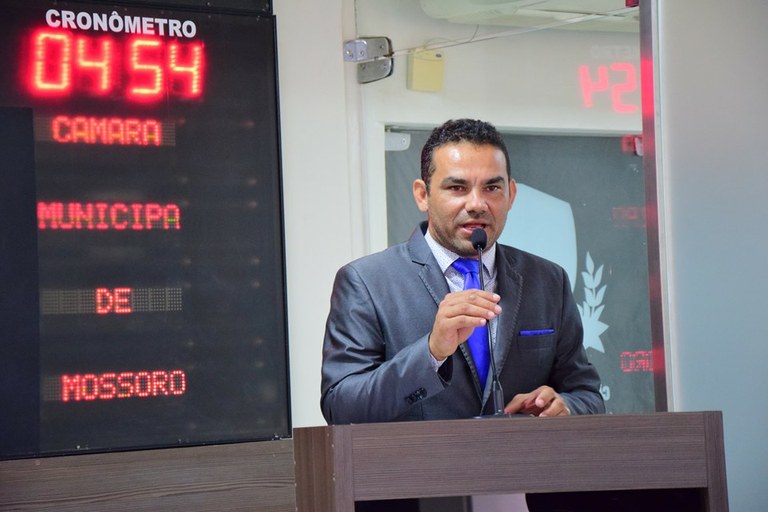 Alex do Frango aborda fiscalização no trânsito e obra na estrada da ...